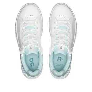 On The Roger Advantage 'white Flurry