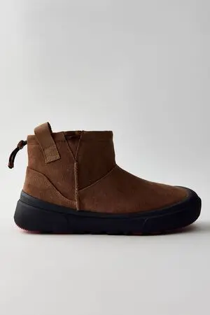 UGG Classic Mini Outpost Boots