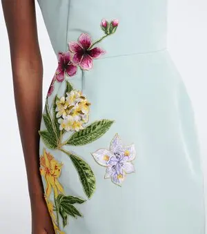 Oscar De La Renta Floral Embroidered Silk Bustier Gown