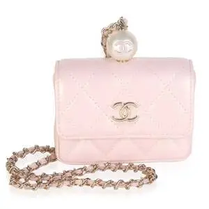 Chanel Iridescent Caviar Pearl Card Holder With Chain - Pink