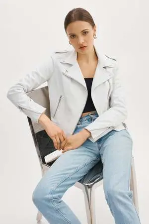 LAMARQUE Donna Iconic Leather Biker Jacket - White