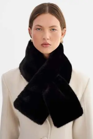 LAMARQUE Muse Faux Fur Scarf Black