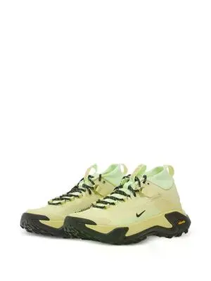 Nike Zegama Hike Sneakers