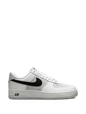 Nike Air Force 1 Low '07 Lv8 Sneakers - White
