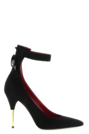 Valentino Garavani Fatale' Pumps