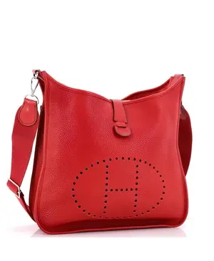 Hermès Gm Evelyne Bag Gen Iii Clemence - Red