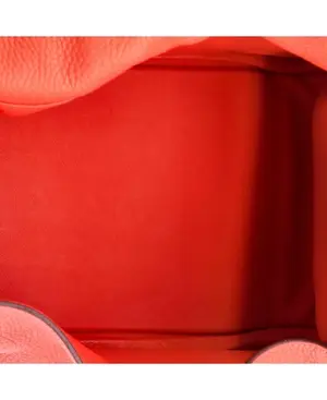Hermès 30 Lindy Bag Clemence - Red