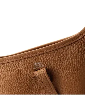 Hermès Tpm Evelyne Bag Gen Iii Clemence - Brown