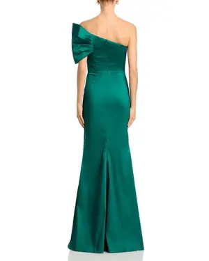 Rickie Freeman For Teri Jon Taffeta One Shoulder Bow Gown