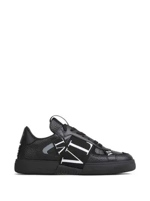 Valentino Garavani Vl7n Leather Sneakers - Black