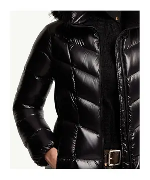Moncler Fulmar Hooded Short Down Jacket