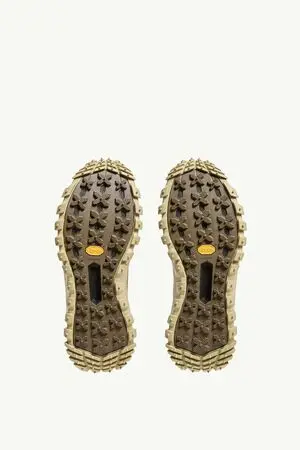 Moncler Clarks Originals Trailgrip Wallabee Gtx Suede Boots - Olive Green