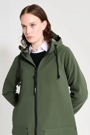 Stutterheim Mosebacke Patch Raincoat - Green