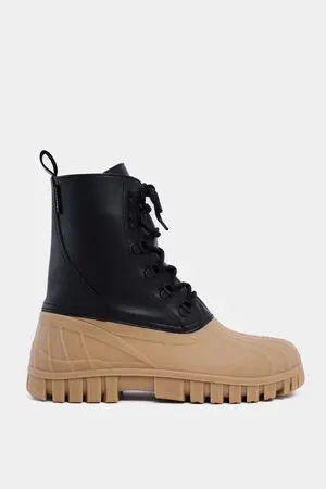 Stutterheim Patrol Boot Leather Black/fudge