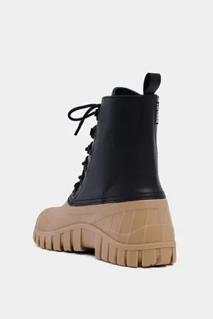Stutterheim Patrol Boot Leather Black/fudge