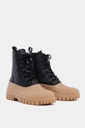 Stutterheim Patrol Boot Leather Black/fudge
