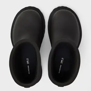 Balenciaga Round-toe Ankle Boots