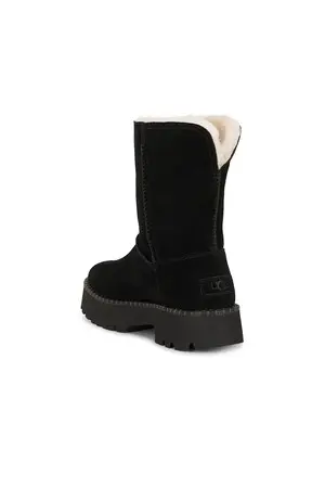 UGG Uptowner Short Boot - Black