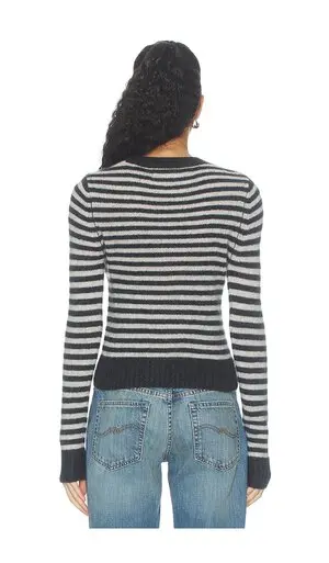 Enza Costa Cashmere Shrunken Crewneck Sweater In Grey
