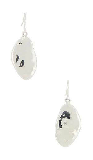 Ettika Hammered Oval Drop Earrings In Metallic
