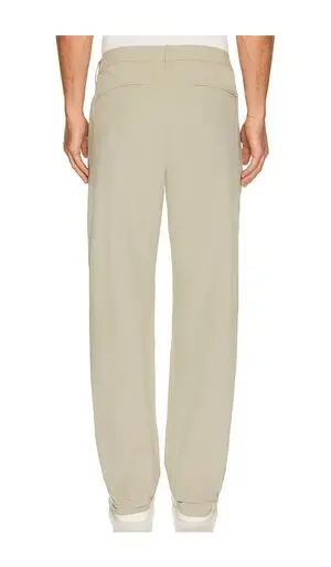 Vuori Meta Classic Fit Trouser In Beige