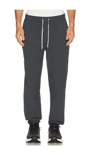 Vuori Kore Lined 28 Jogger In Grey - Charcoal