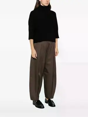 VELA SHOP Ribbed-knit High-neck Sweater