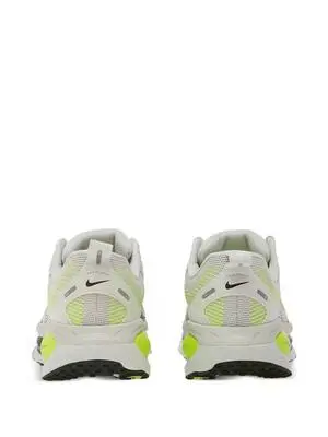 Nike Vomero 18 Sneakers - Grey