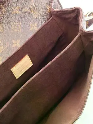 LOUIS VUITTON 2020 Monogram Pochette Metis Satchel