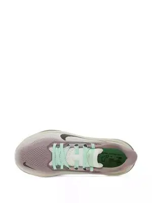 Nike Pegasus 42 Sneakers
