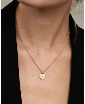 SET & STONES Alice Engraved Initial Heart Necklace - G