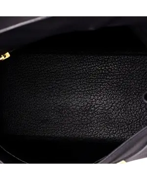 Hermès Kelly 25 Togo Leather Gold Tone Hardware Handbag