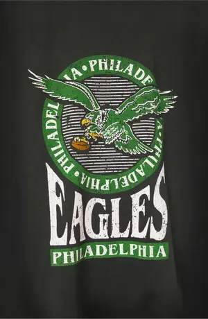 Junk Food Philadelphia Eagles Crest Cotton Graphic T-shirt