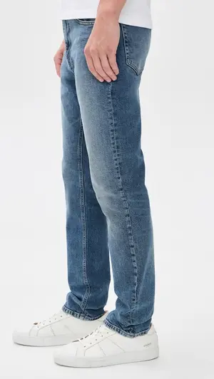FRAME Modern Straight Jeans