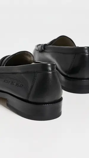 COMMON PROJECTS Leather Loafers