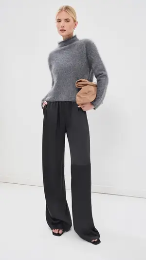 LISA YANG Sandy Brushed Cashmere Sweater