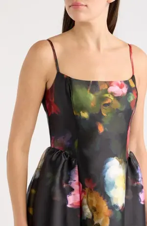 Julia Jordan Basque Waist Gown