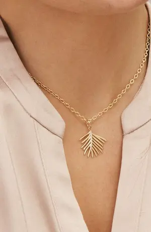 SYNA JEWELS Palm Leaf Charm