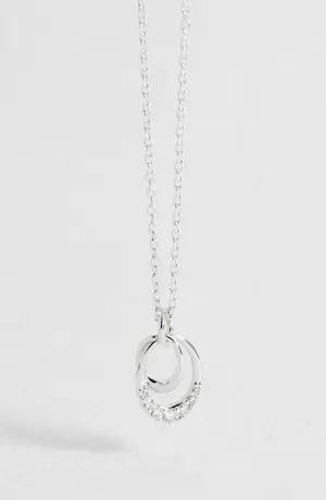 Estée Lauder Oval Interlinked Cubic Zirconia Pendant Necklace