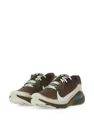 Nike Structure 26 Sneakers