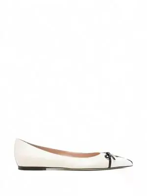Valentino Garavani Vlogo Pointy Leather Pumps