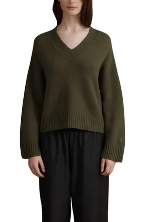 VIR VITA Filippa V-neck Cashmere Sweater - Moss