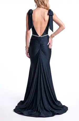 JESSICA ANGEL Bow Shoulder Plunge Mermaid Evening Gown - Black