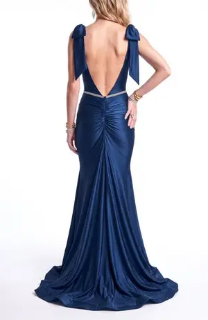 JESSICA ANGEL Bow Shoulder Plunge Mermaid Evening Gown