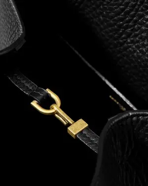 Saint Laurent Le 5 À 7 Baby Bea In Grained Leather