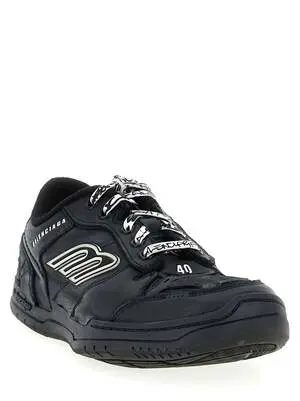 Balenciaga Hamptons Worn-out' Sneakers - Black