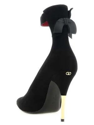 Valentino Garavani Fatale' Pumps
