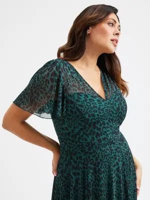SCARLETT & JO Tilly Animal Print Sweetheart Dress