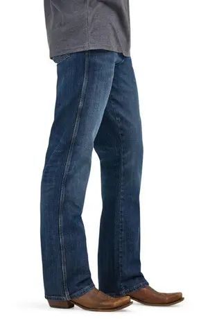 Wrangler Retro Relaxed Bootcut Jeans