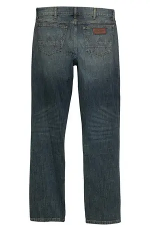 Wrangler Retro® Slim Straight Jeans